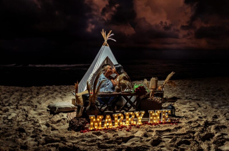 Cancún - Especial MARRY ME letras gigantes